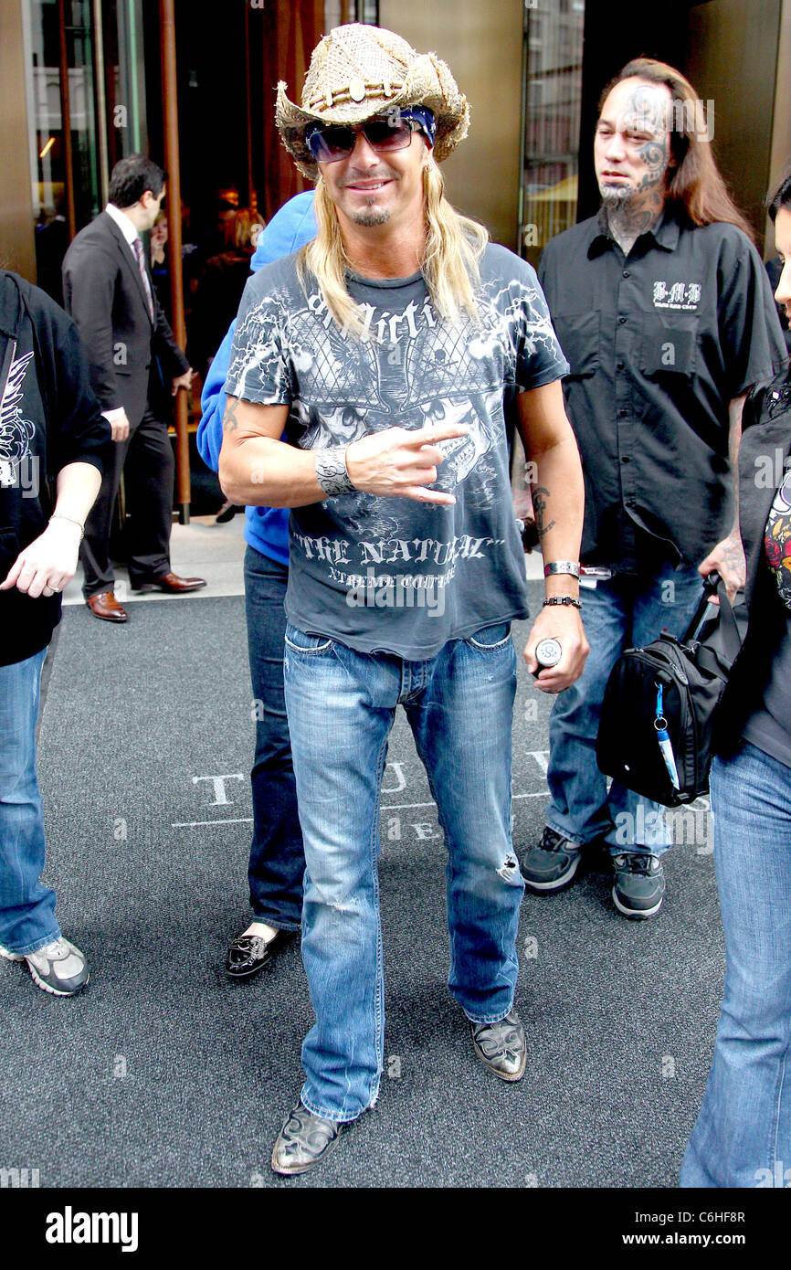 Bret Michaels the winner of NBC's 'Celebrity Apprentice' leaving his ...
