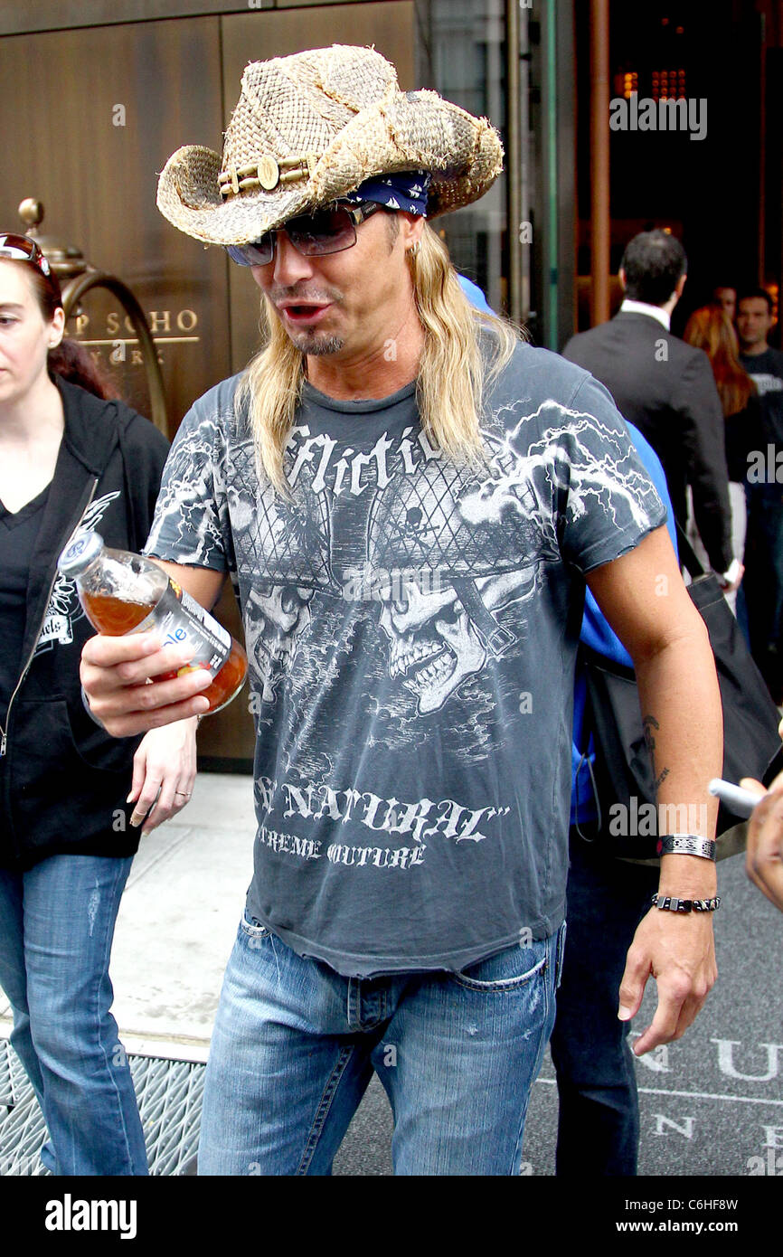 Bret Michaels the winner of NBC's 'Celebrity Apprentice' leaving his ...