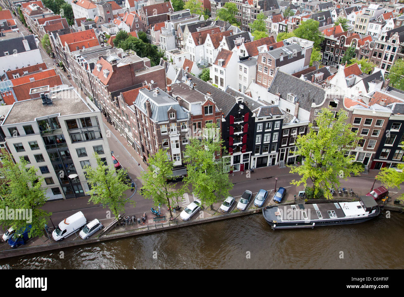 Aerial view of the city and canals hi-res stock photography and images ...
