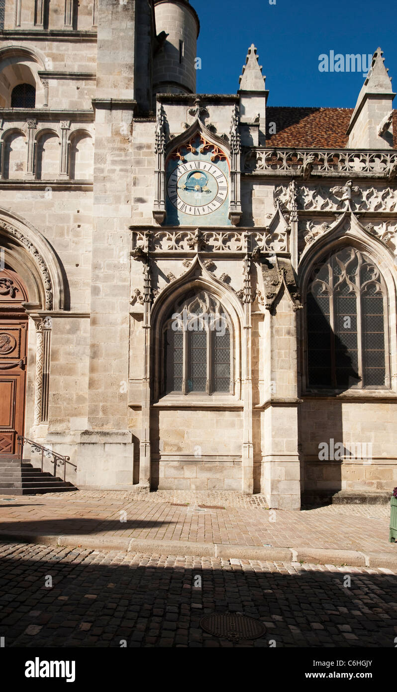 Autun cathedral hi-res stock photography and images - Alamy