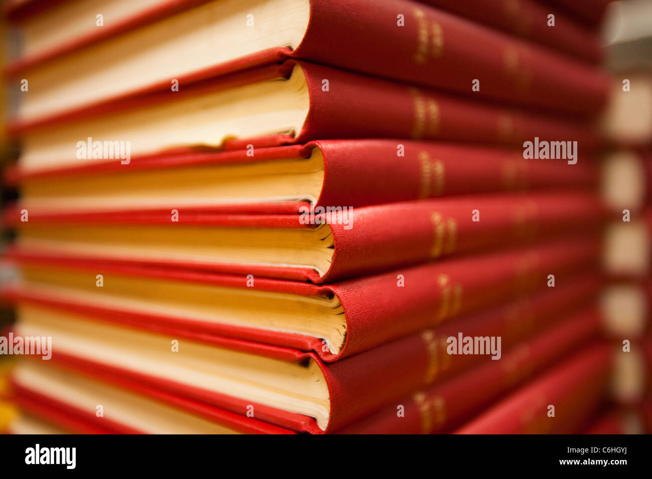 The law society library hi-res stock photography and images - Alamy