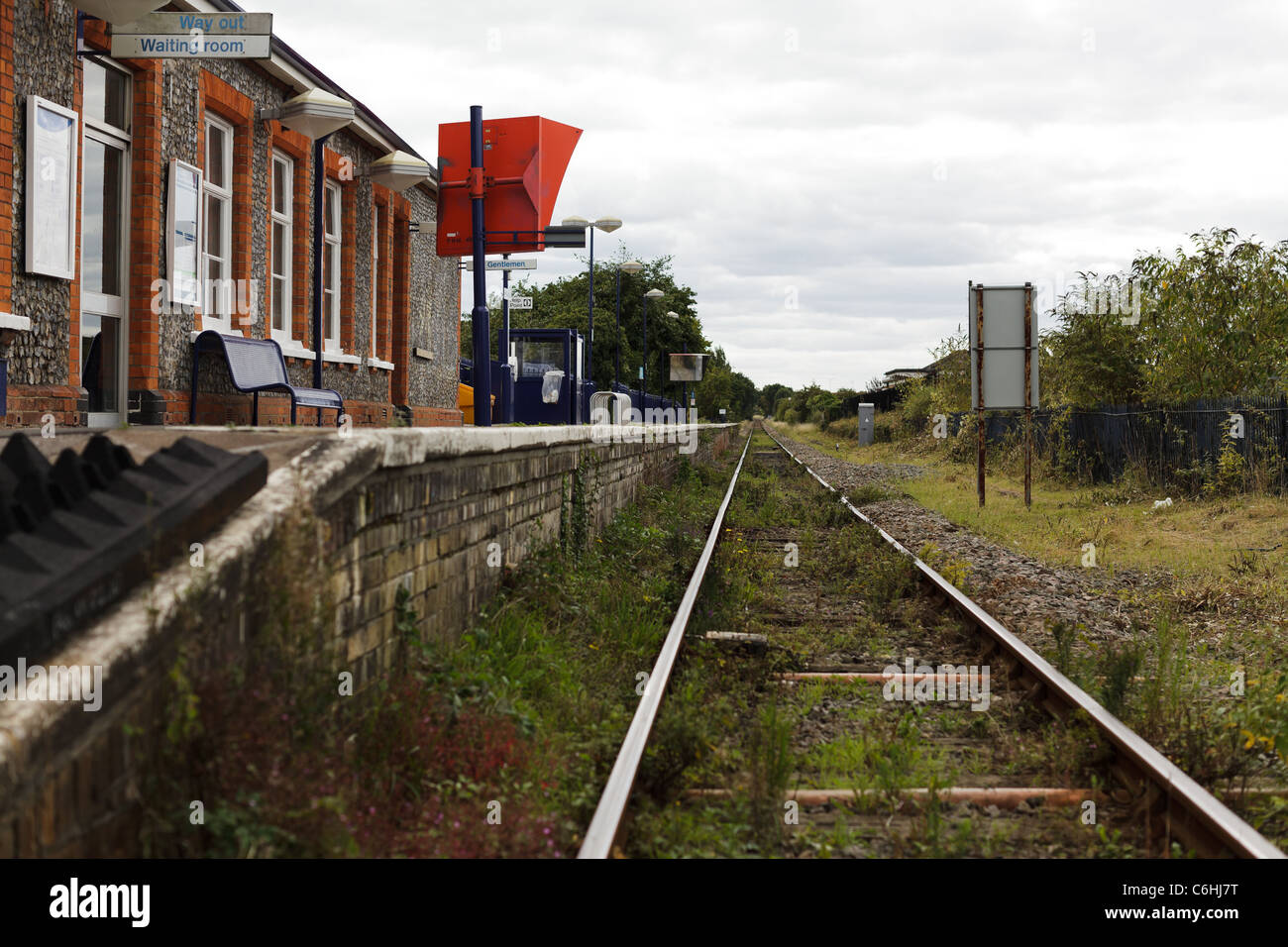 Rural single track train station Stock Photo - Alamy