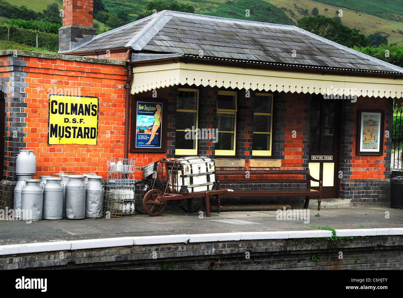 Carrog Station in North Wales on the Llangollen steam railway line UK ...