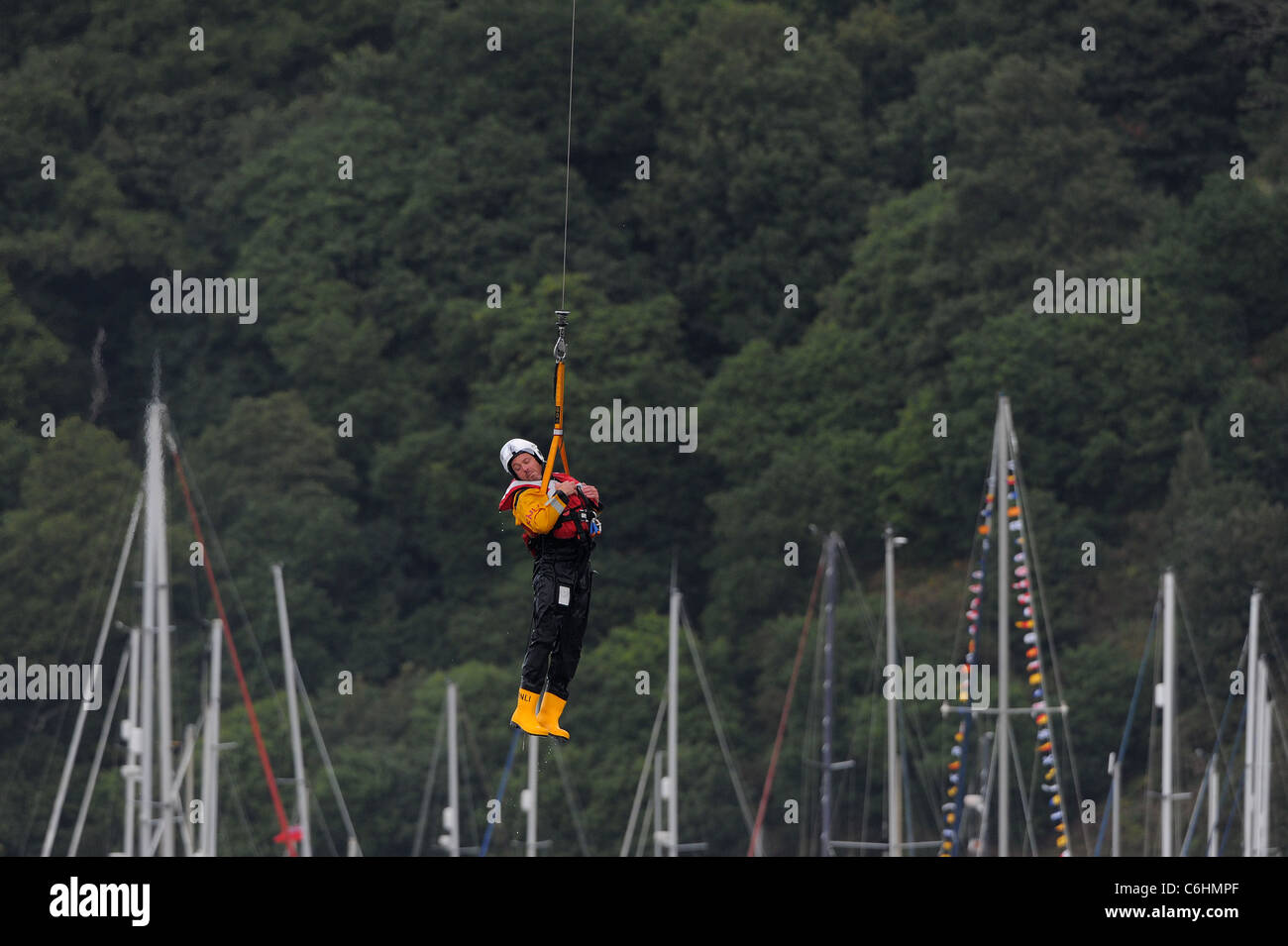 Dart lifeboat hi-res stock photography and images - Alamy