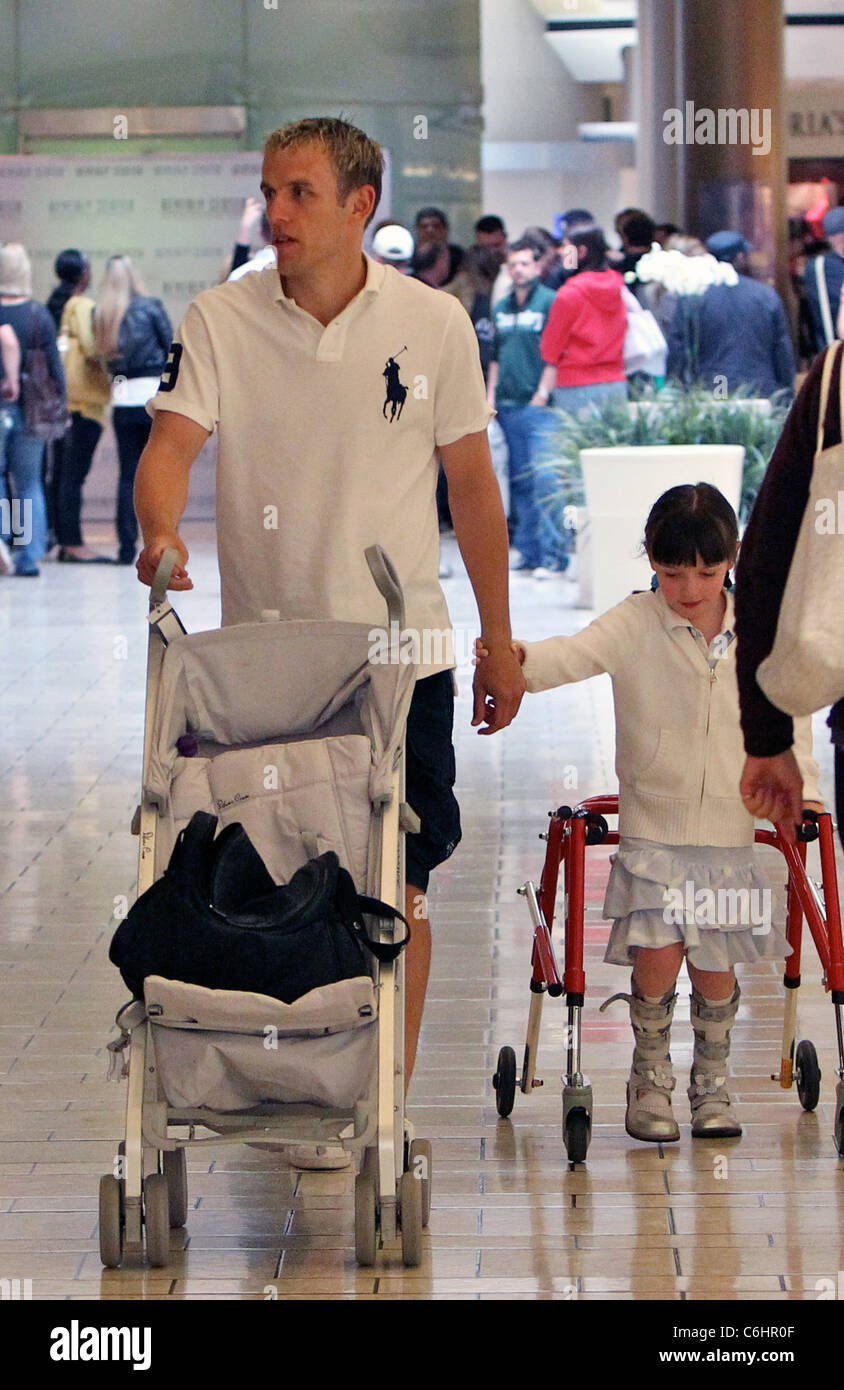 Isabella neville hi-res stock photography and images - Alamy