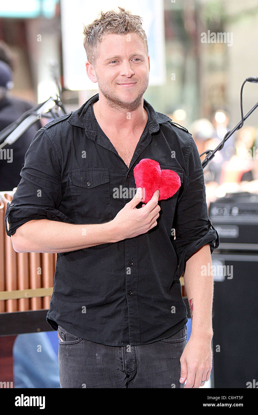 Ryan Tedder OneRepublic performing live on the 'Today Show's Summer ...