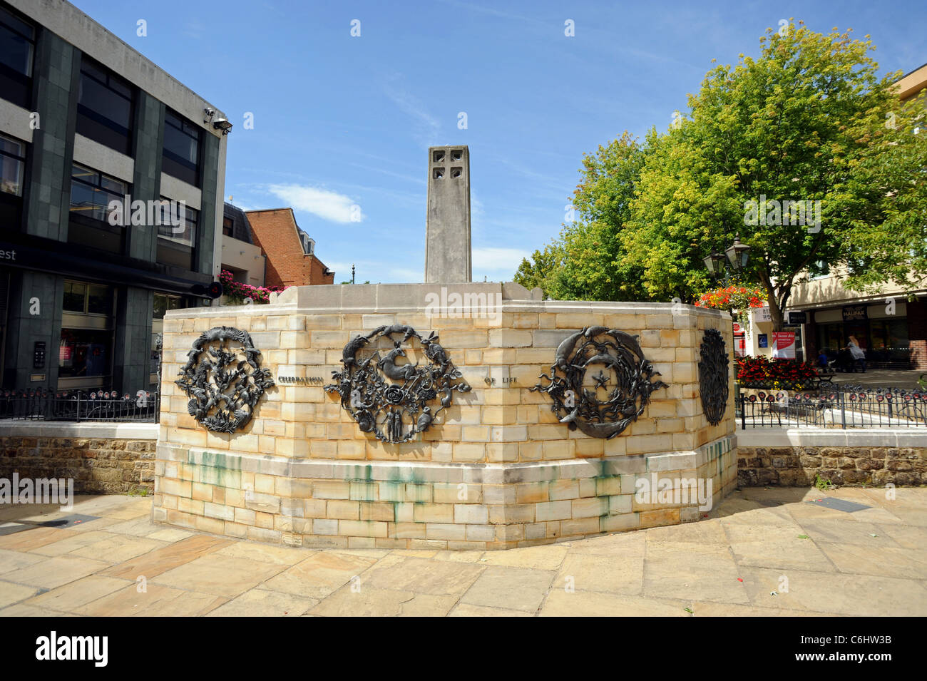 Back horsham war memorial hi-res stock photography and images - Alamy
