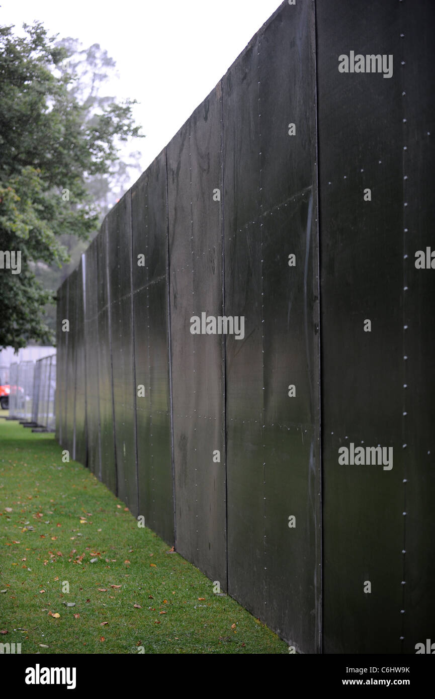 Giant fence put up in Preston Park as Brighton Pride charges an ...