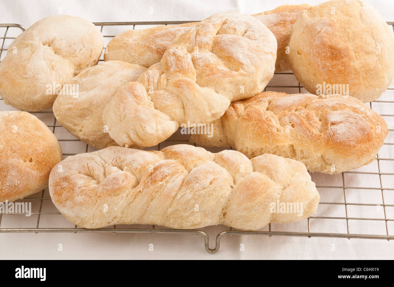 Wire cooling tray hi-res stock photography and images - Alamy