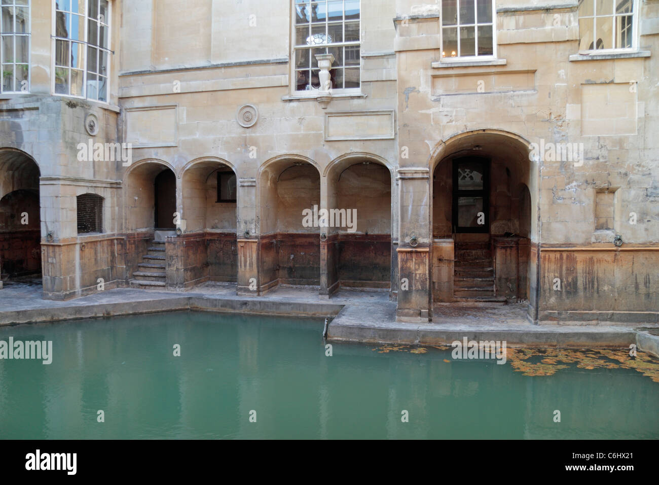 The King's Bath in The Roman Baths, Bath, Somerset, England Stock Photo ...