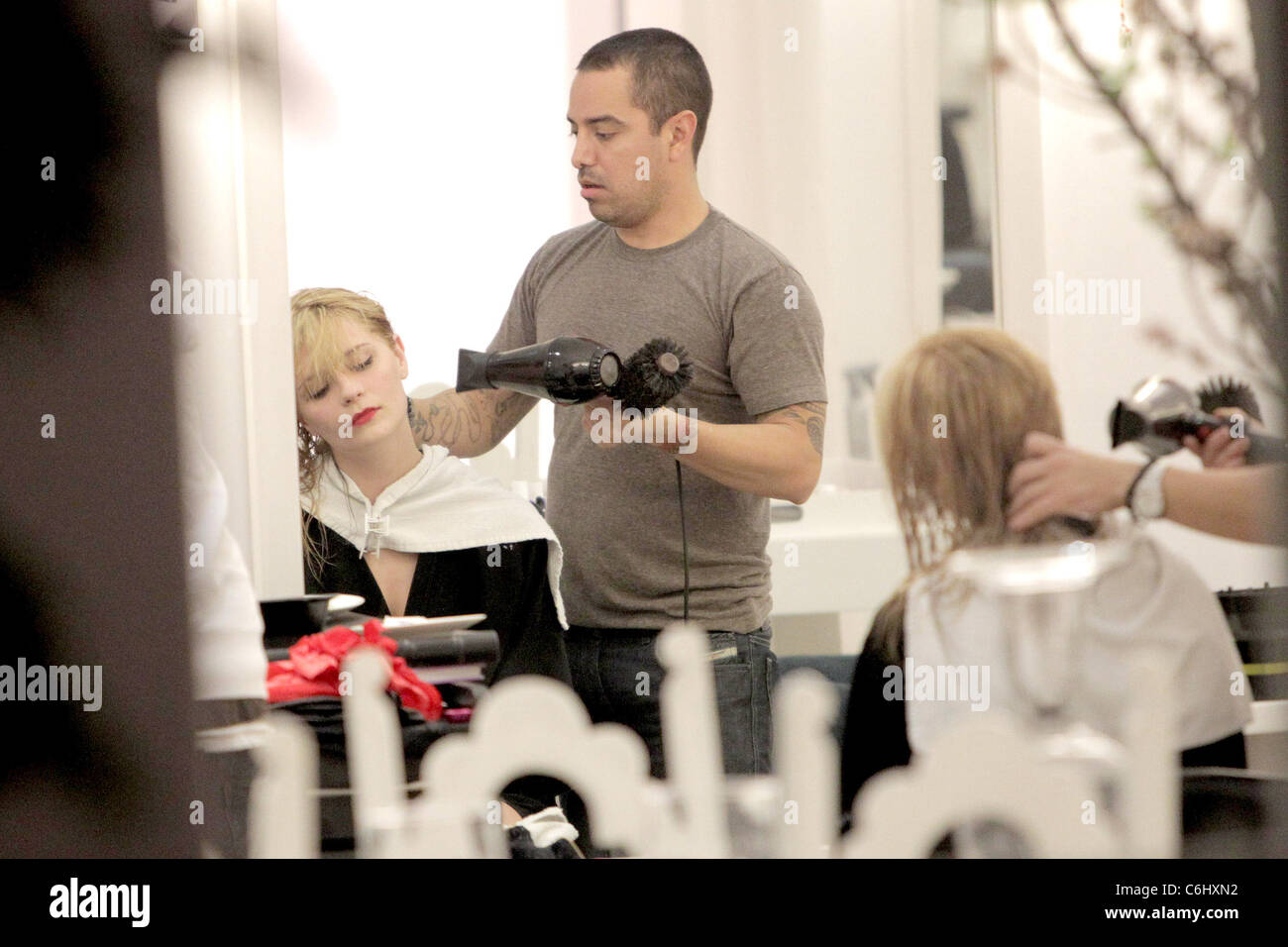 Mischa Barton getting her hair styled at Byron & Tracey salon Los ...