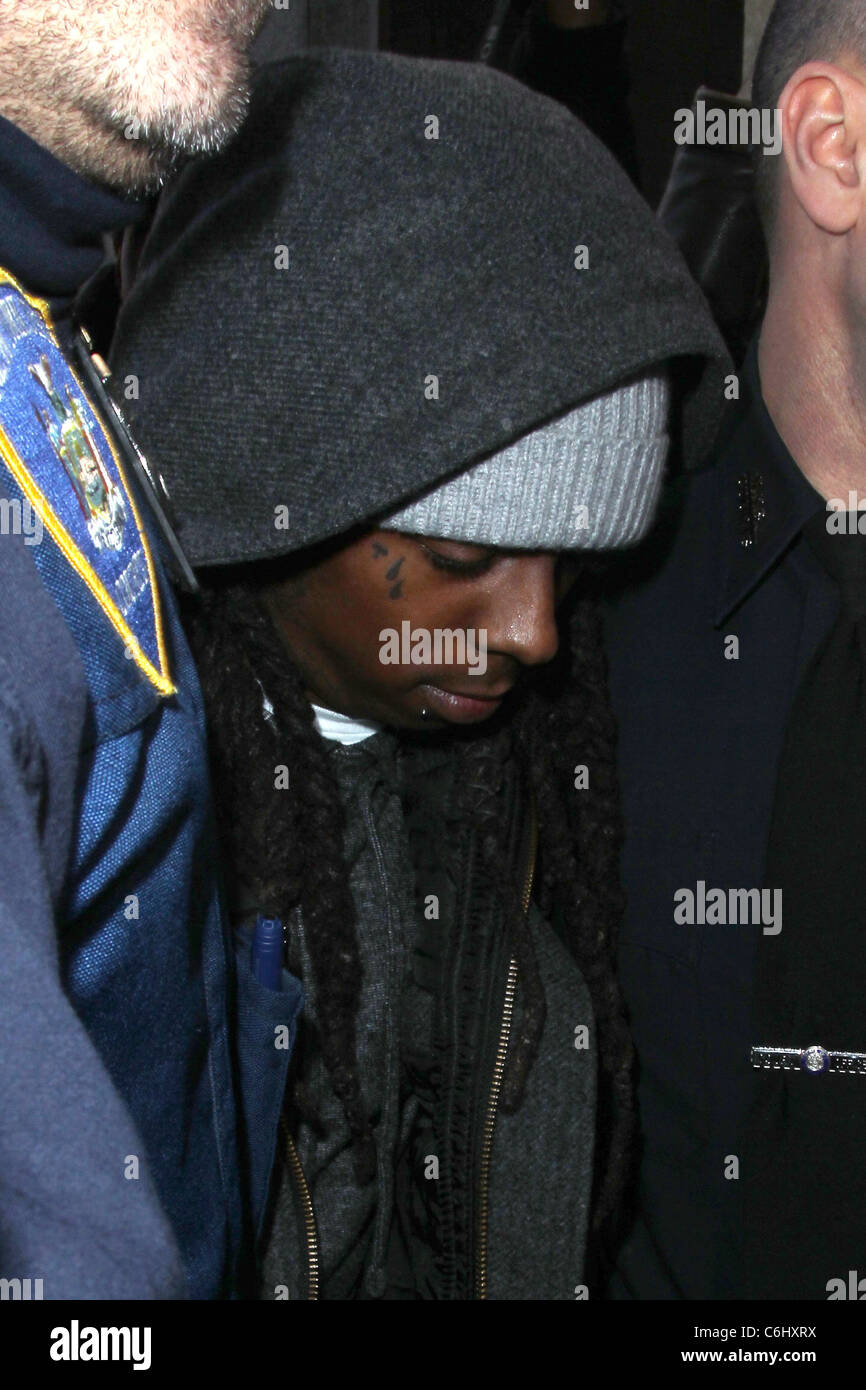 LIL WAYNE BEGINS YEAR-LONG PRISON TERM Rapper LIL WAYNE has begun a ...