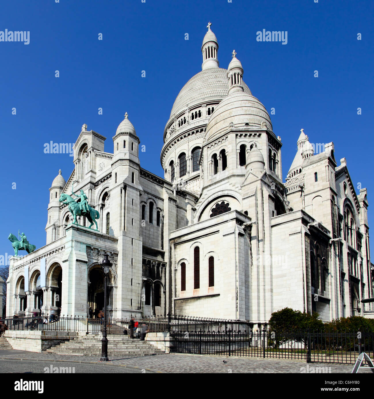 Sacre coeur basilica paris hi-res stock photography and images - Alamy
