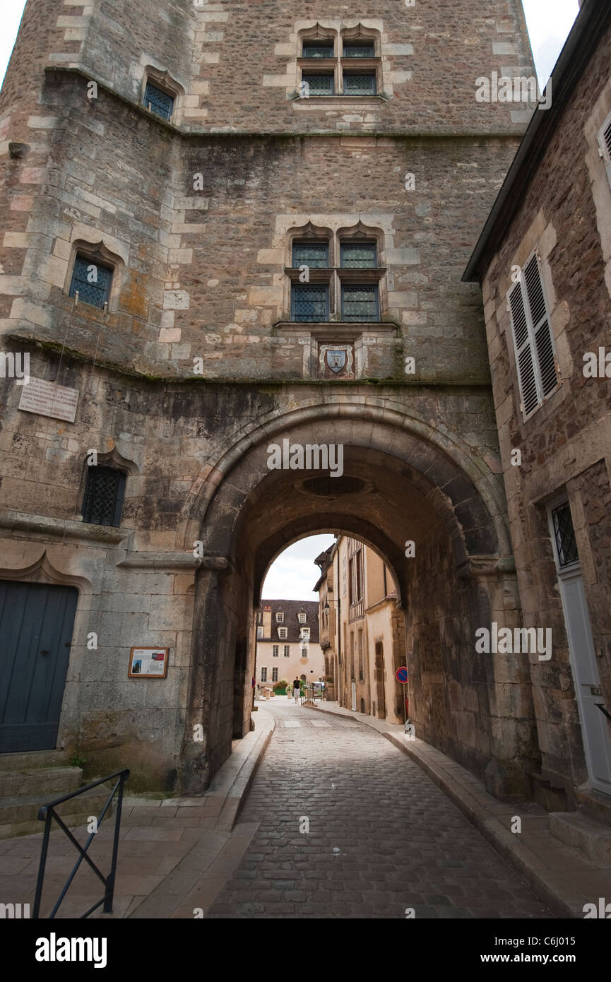 Medieval avallon hi-res stock photography and images - Alamy