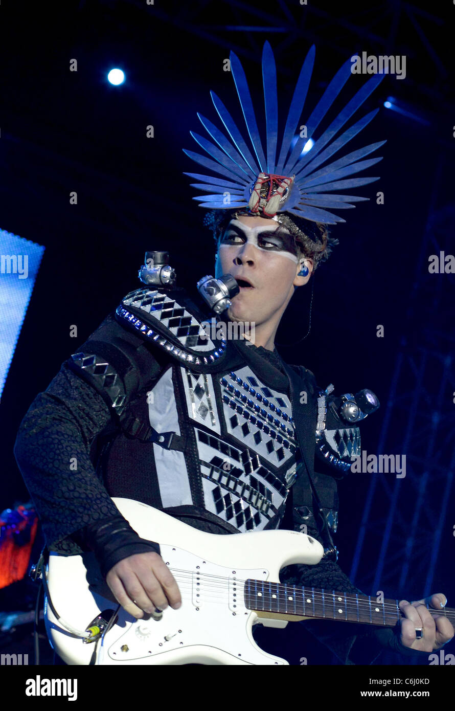 Luke steele hi-res stock photography and images - Alamy