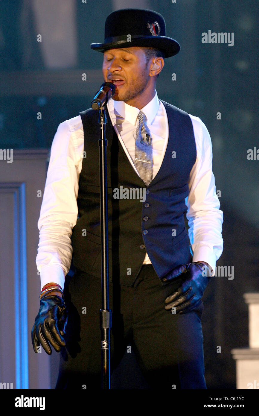 Usher performing live on ABC's 'Good Morning America' in support of his ...