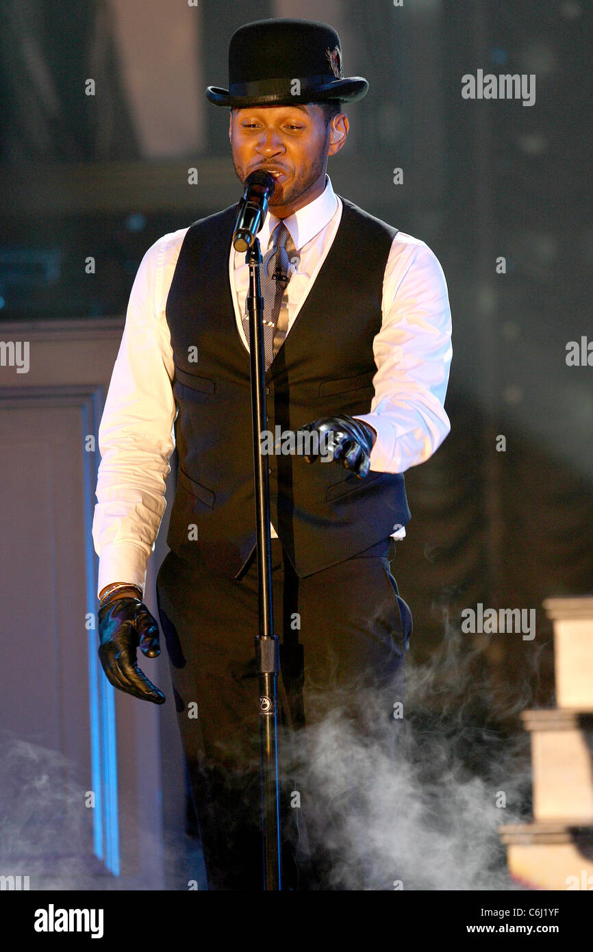 Usher performing live on ABC's 'Good Morning America' in support of his ...