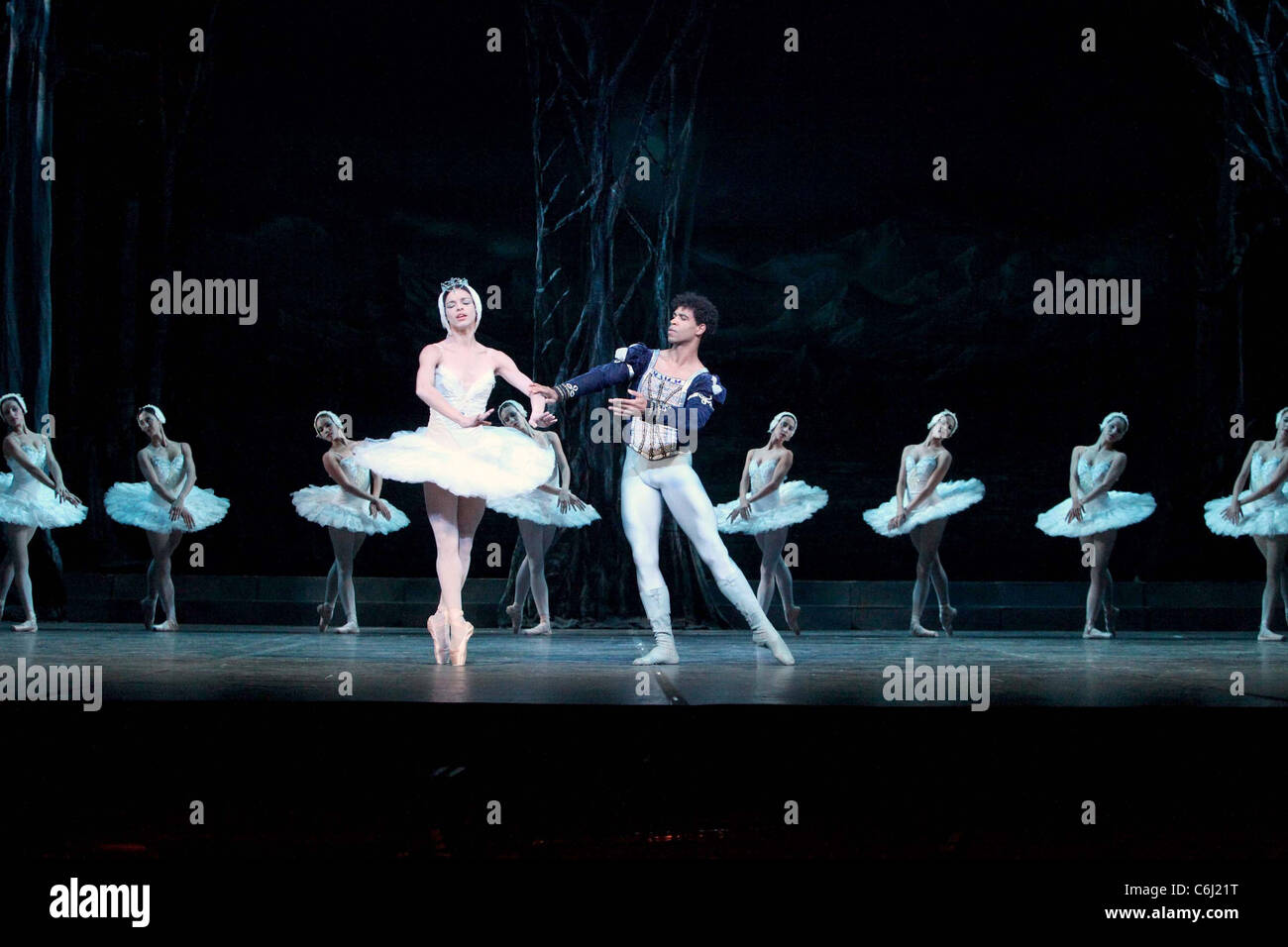 Carlos Acosta and the Ballet Nacional De Cuba Swan Lake - photocall ...
