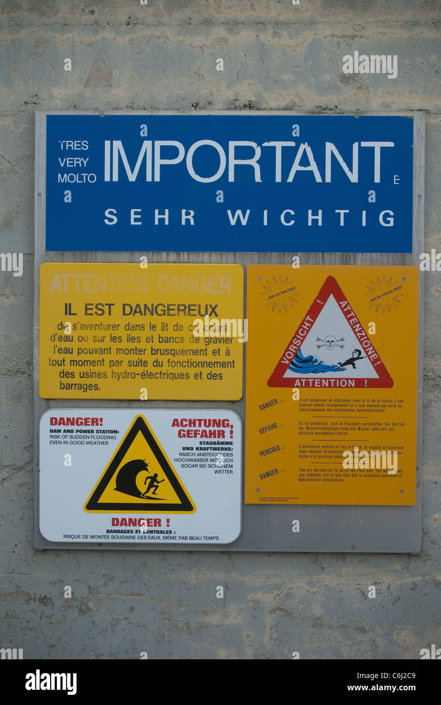 Important sign hi-res stock photography and images - Alamy