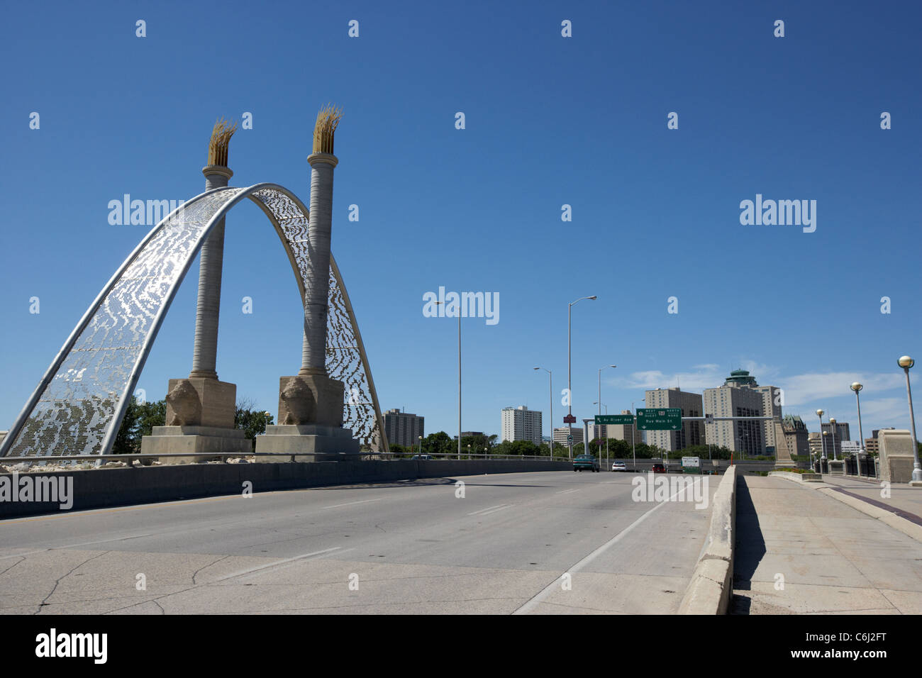 Norwood bridge winnipeg hi-res stock photography and images - Alamy