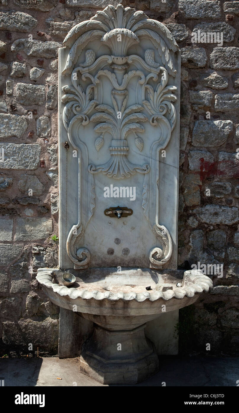 Turkey, Istanbul, Sultanahmet, drinking water fountain at the entrance ...