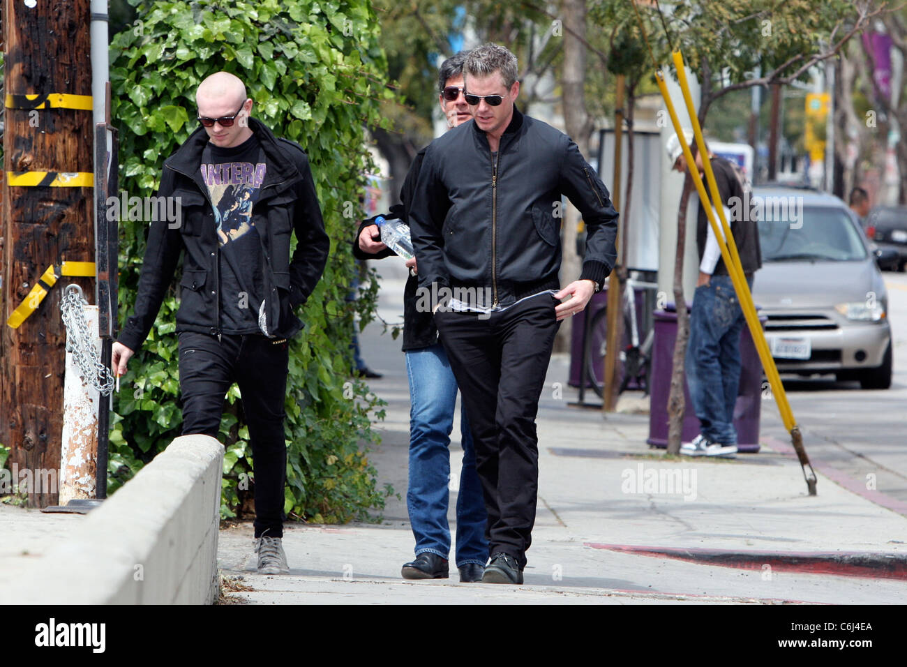 Eric Dane seen leaving a medical building in Beverly Hills with friends ...