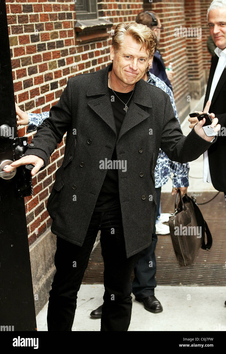 Joe Simpson outside the Ed Sullivan Theatre for the 'Late Show With ...