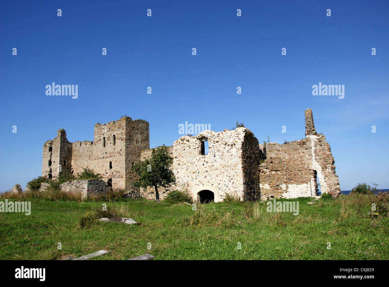 Ruins of a castle Stock Photo - Alamy