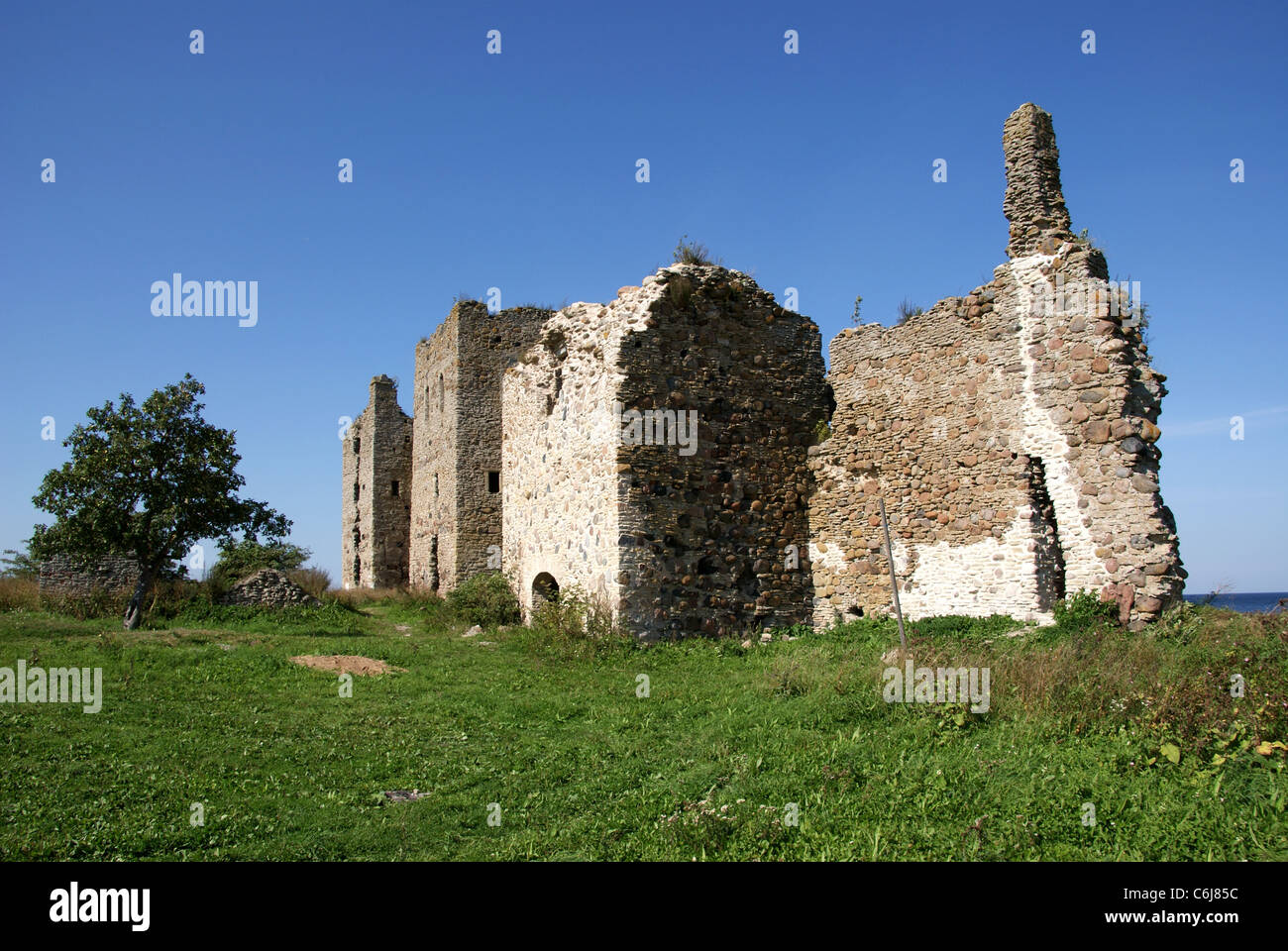 Ruins of a castle Stock Photo - Alamy