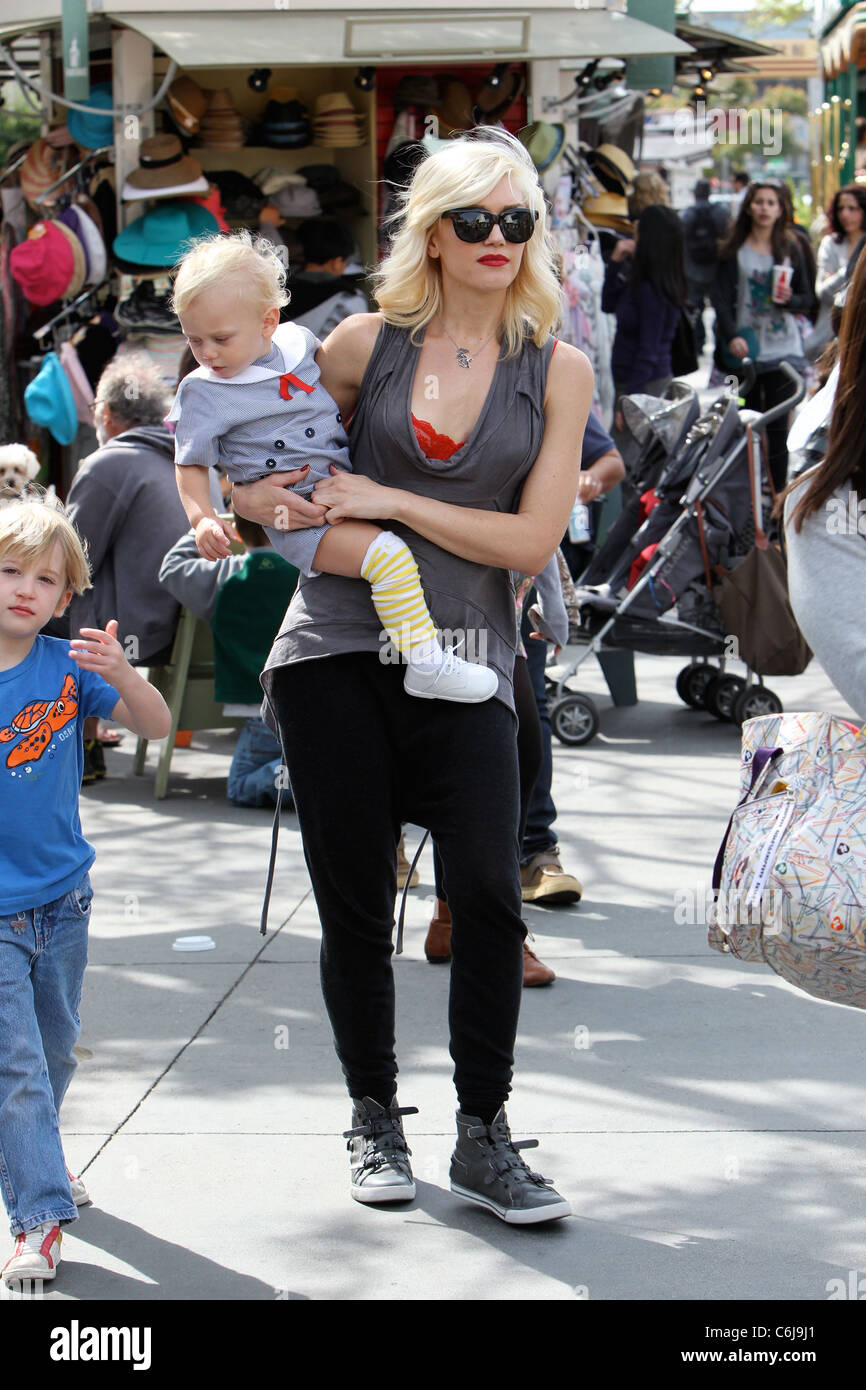 Zuma Rossdale and Gwen Stefani Gwen Stefani shopping with her family at ...