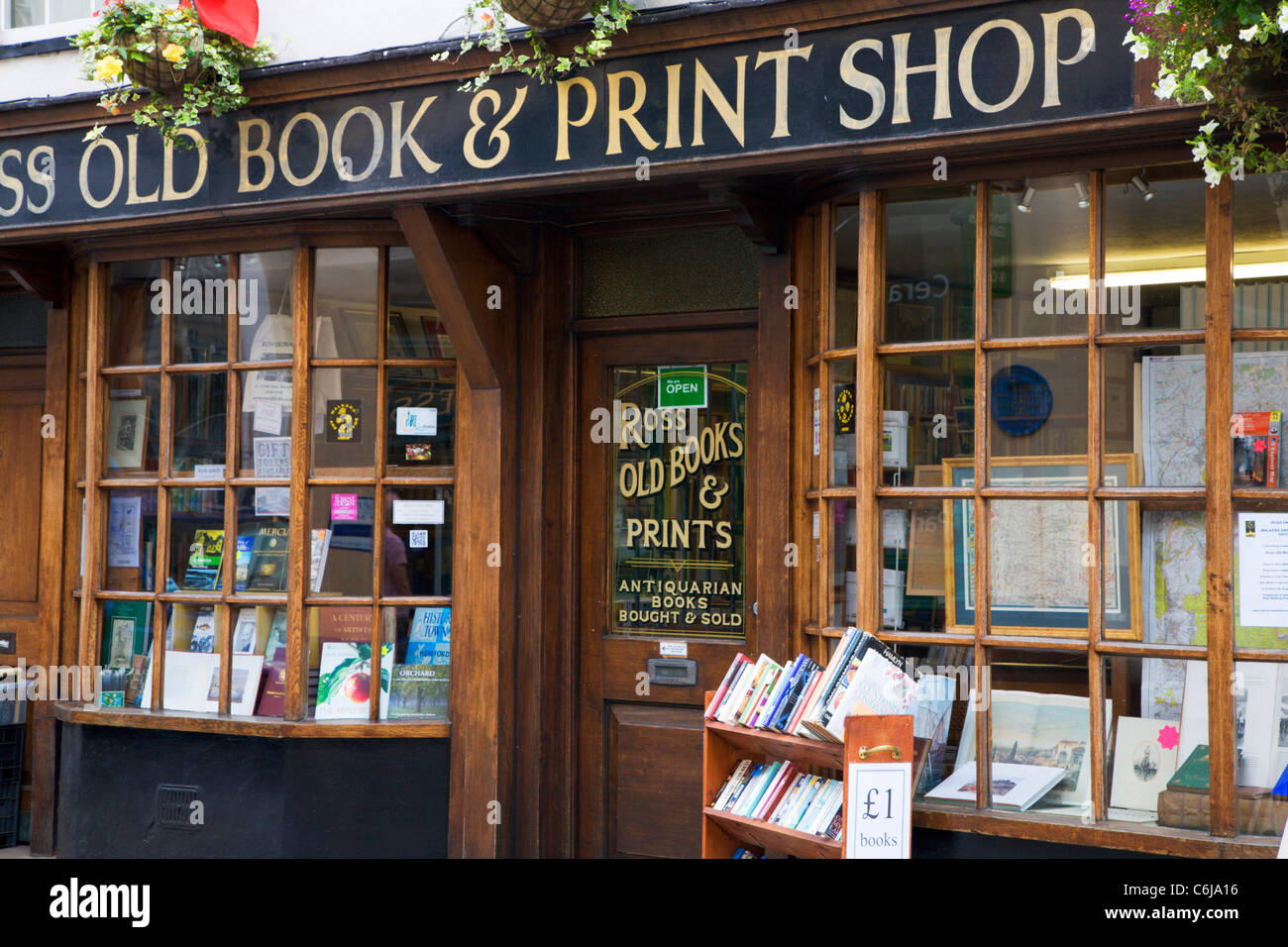 Old print shop hi-res stock photography and images - Alamy
