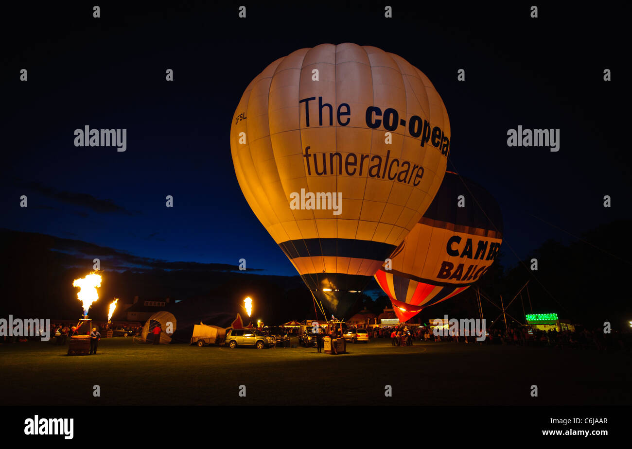 Hot air balloon festival scotland hi-res stock photography and images ...