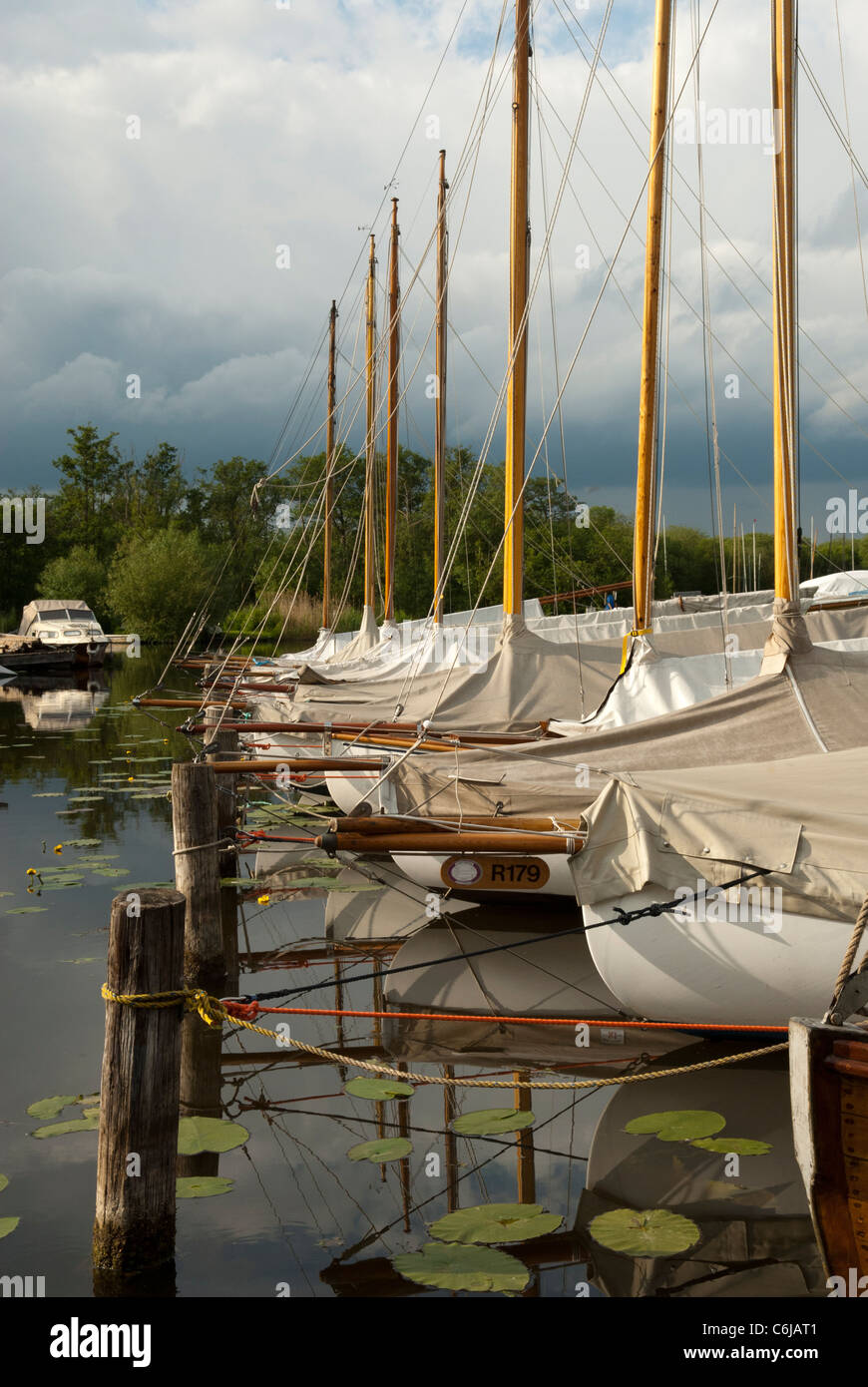 Moored sail boats hi-res stock photography and images - Alamy