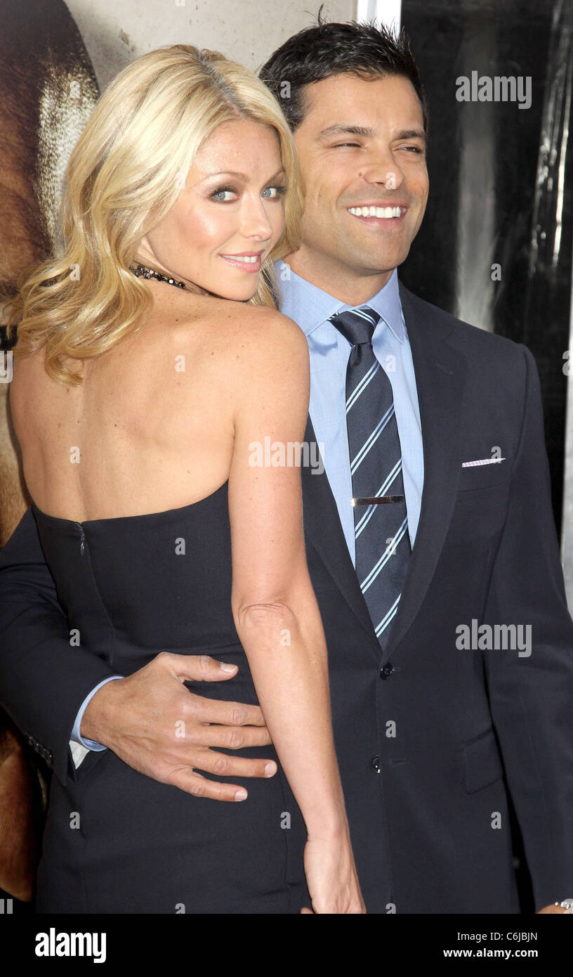 Kelly Ripa and Mark Consuelos The NY Movie Premiere of 'Cop Out' at the ...