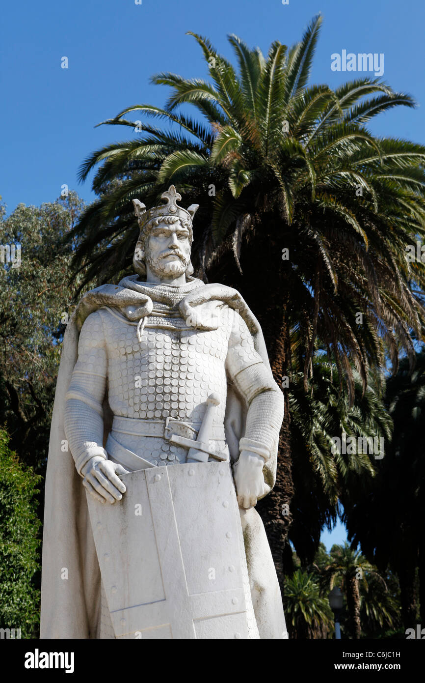 Statue king dom henriques in hi-res stock photography and images - Alamy