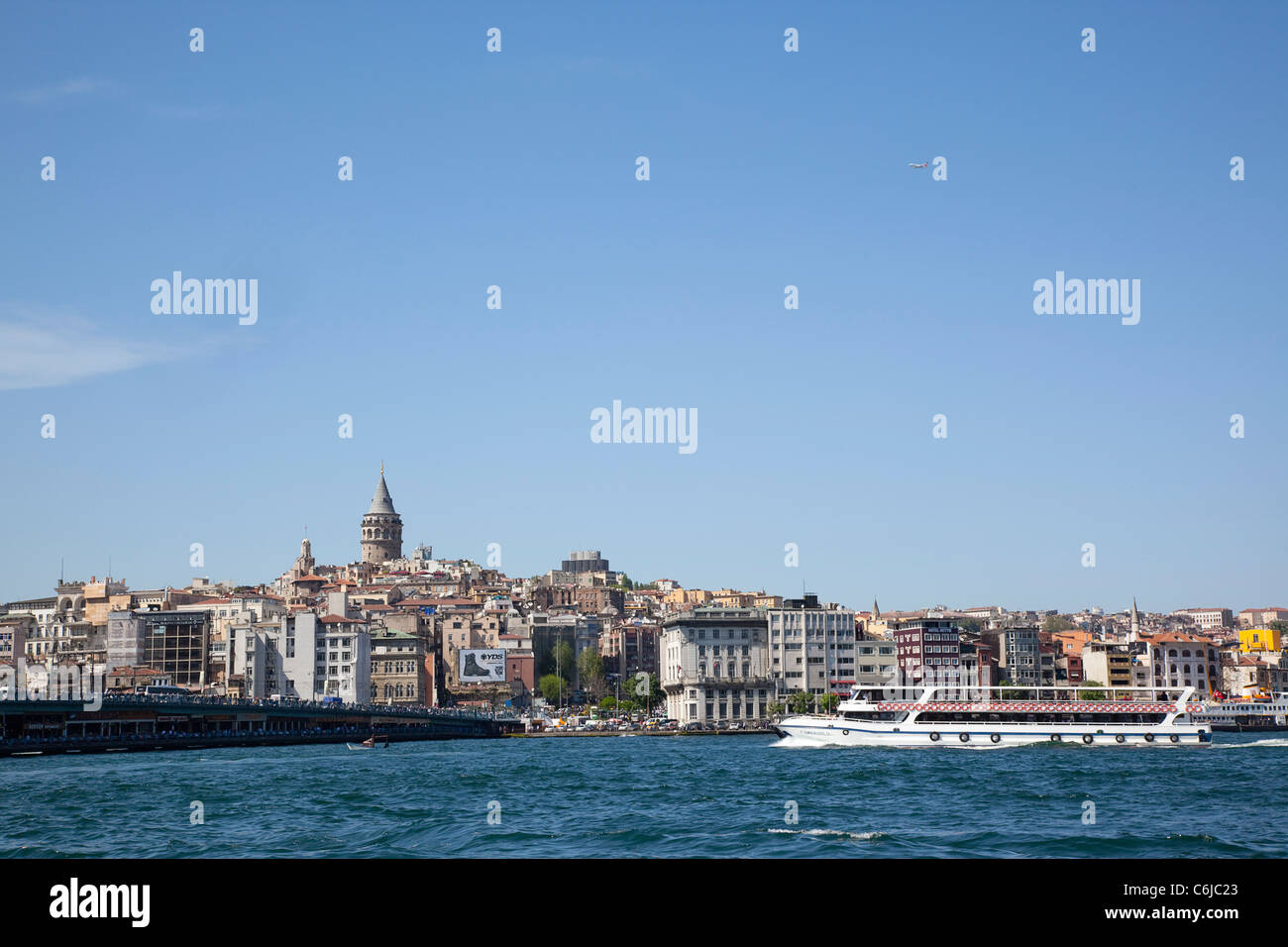 Turkey, Istanbul, Eminonu, view across the Golden Horn toward Galata ...