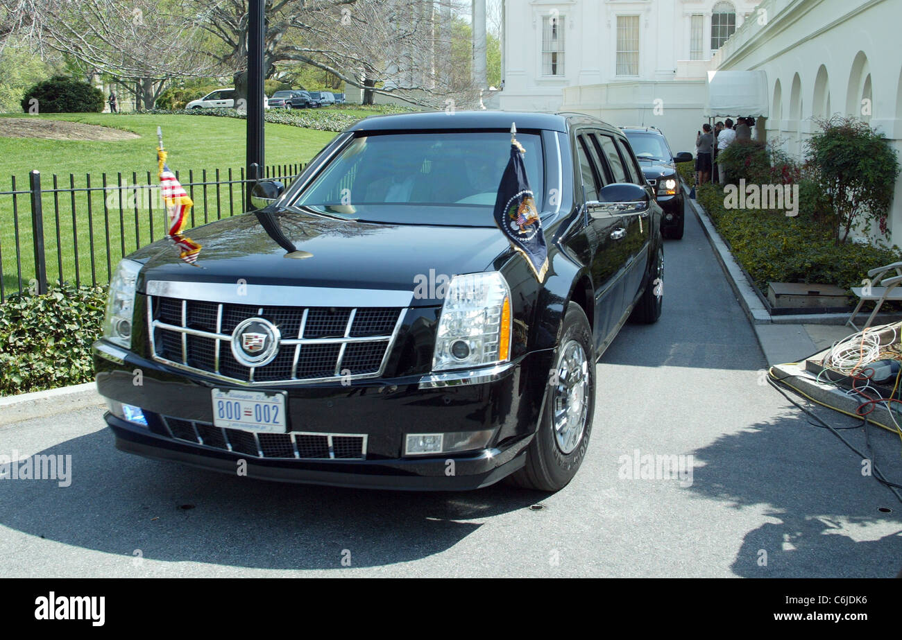 Ceremonial motorcade hi-res stock photography and images - Alamy