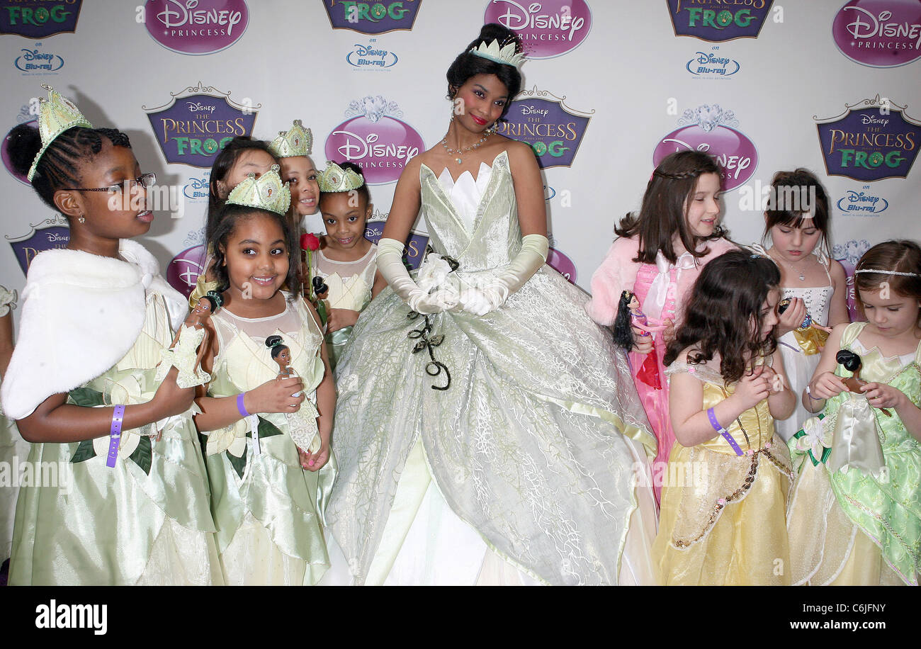 Princess Tiana official induction into the Disney Princess Royal Court ...