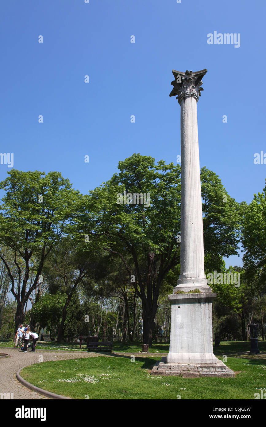 Topkapi palace grounds hi-res stock photography and images - Alamy
