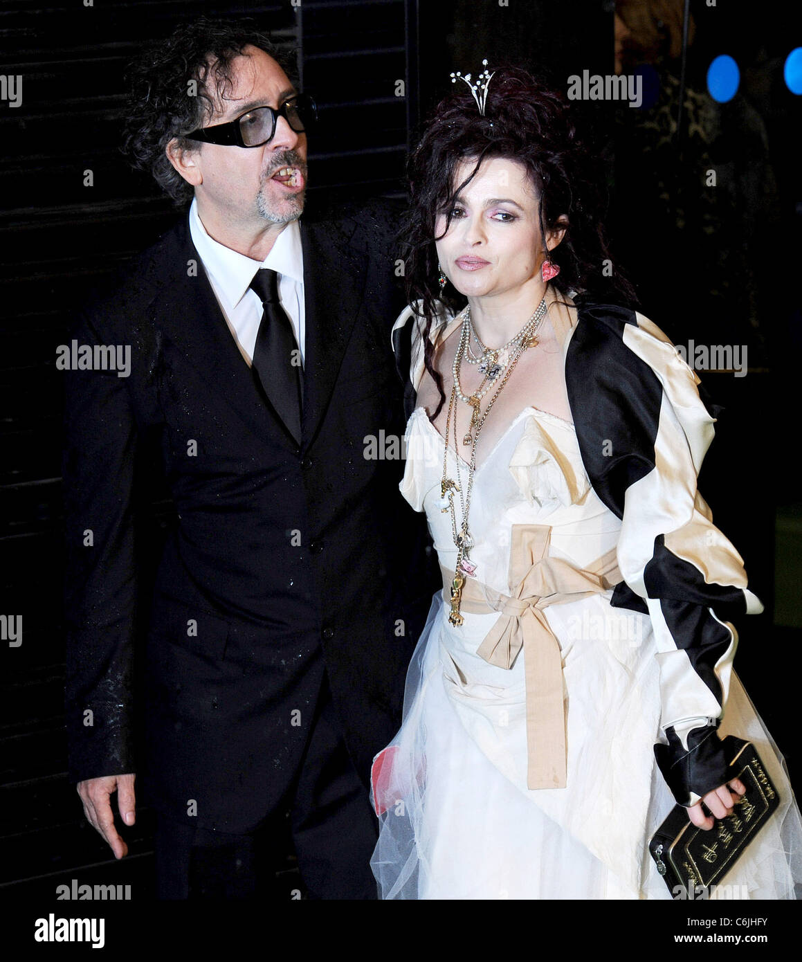 Tim Burton and Helena Bonham Carter 'Alice in Wonderland' UK premiere ...