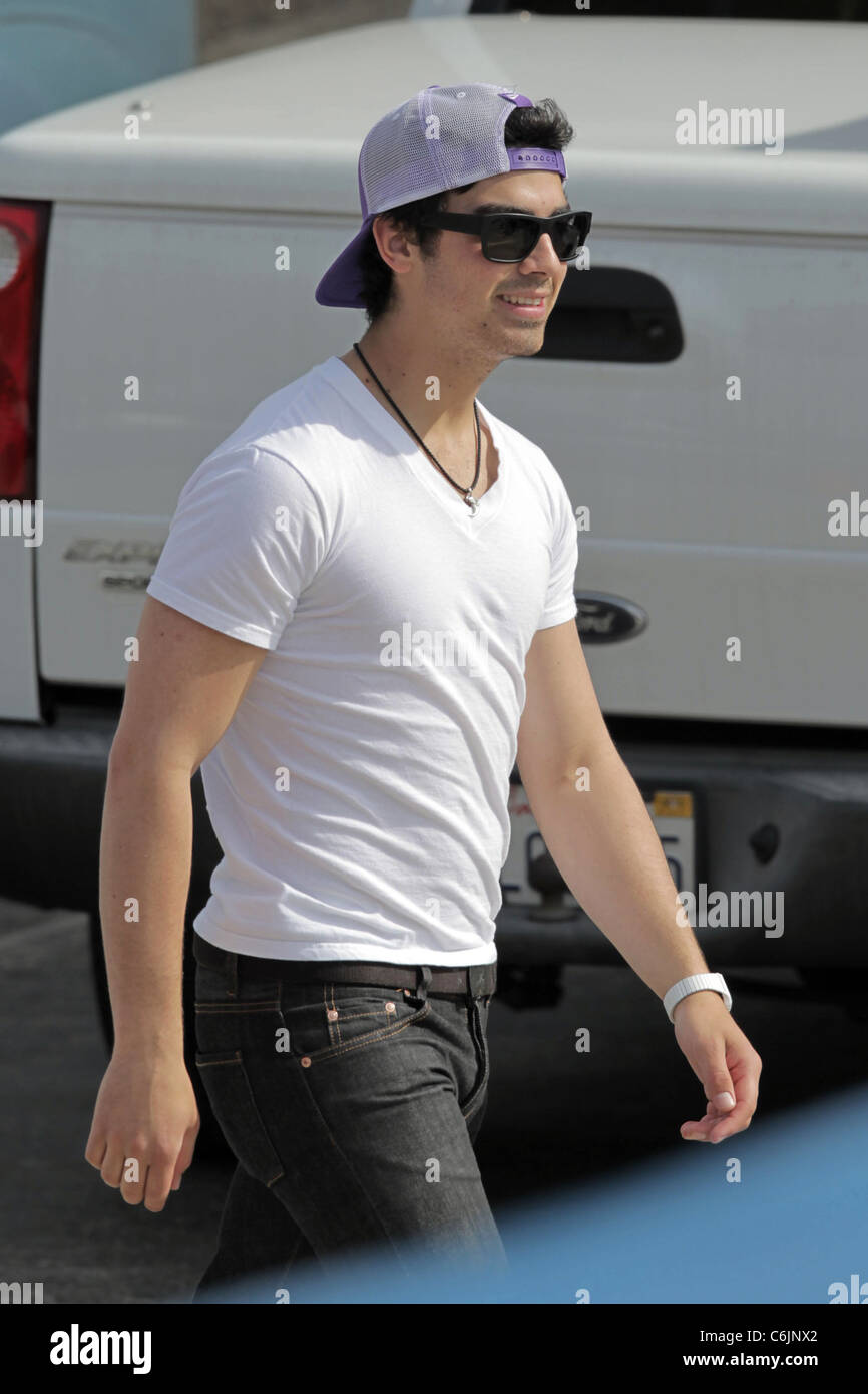 Joe Jonas filming on location for Season 2 of The Jonas Brothers ...