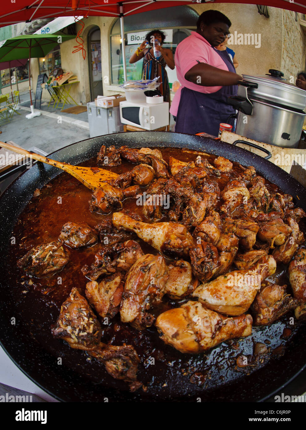 Food being cooked hi-res stock photography and images - Alamy