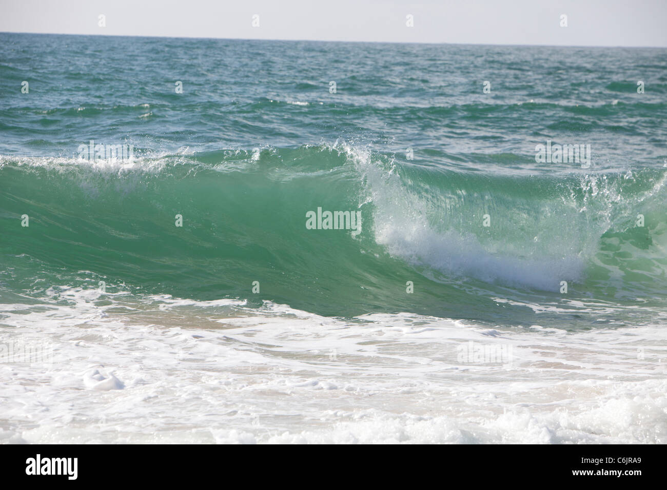 Open wave hi-res stock photography and images - Alamy