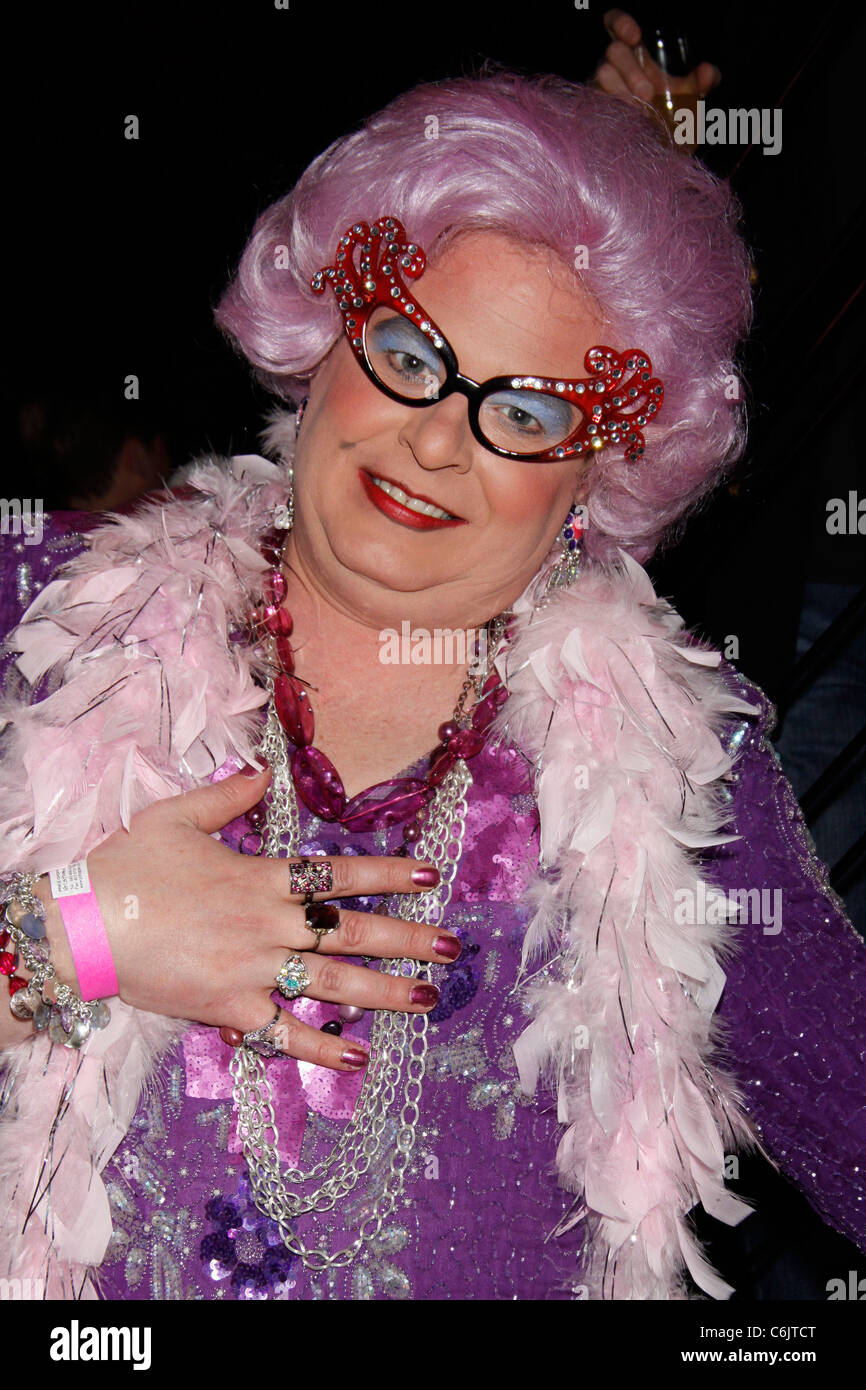 Scott Mason as Dame Edna Evarage Michael Musto's 25th Anniversary At ...