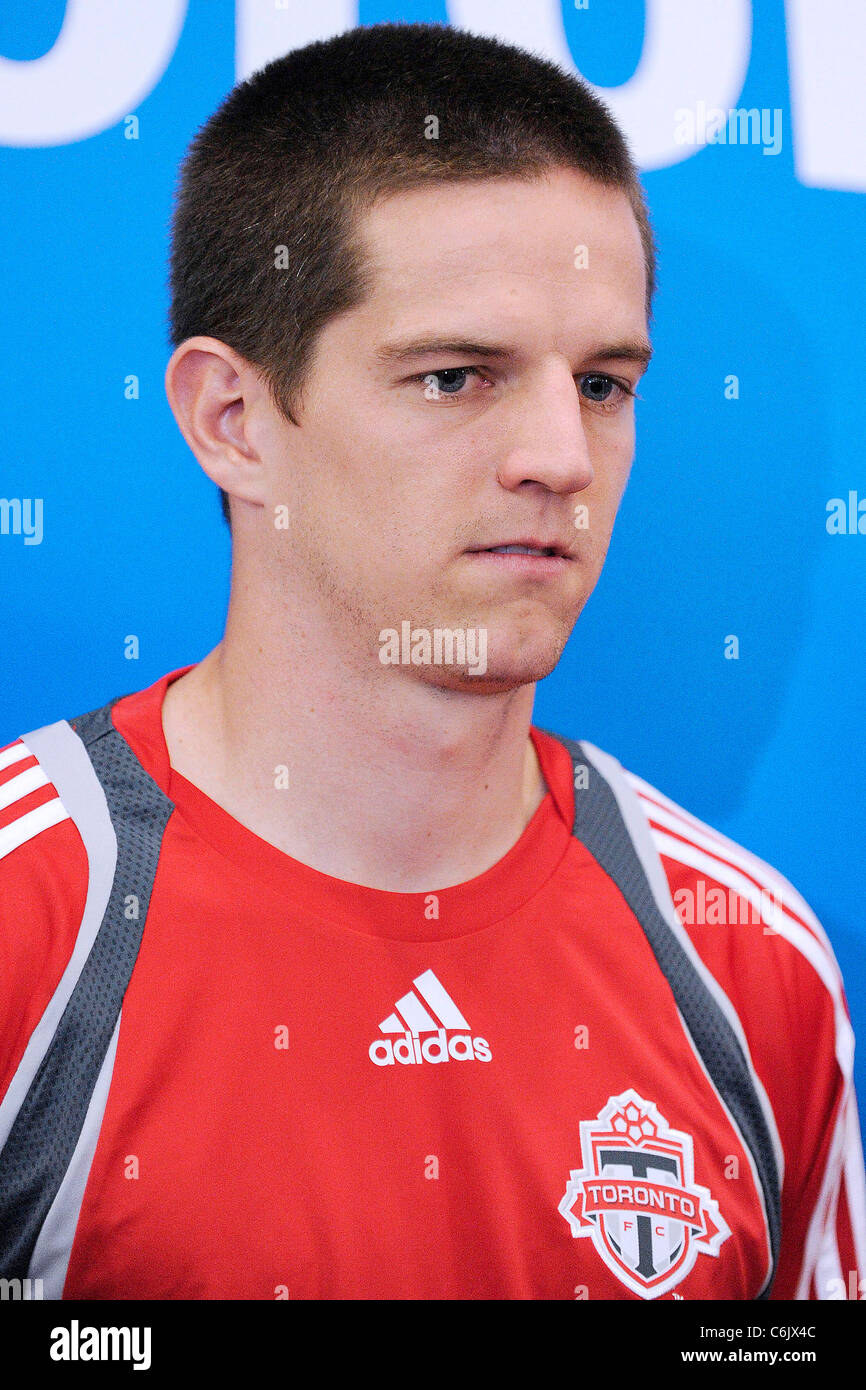 Canada 13 04 10 dominic chan hi-res stock photography and images - Alamy