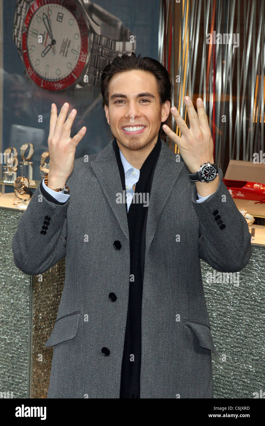 Apolo Anton Ohno OMEGA Ambassador Apolo Anton Ohno visits the OMEGA ...