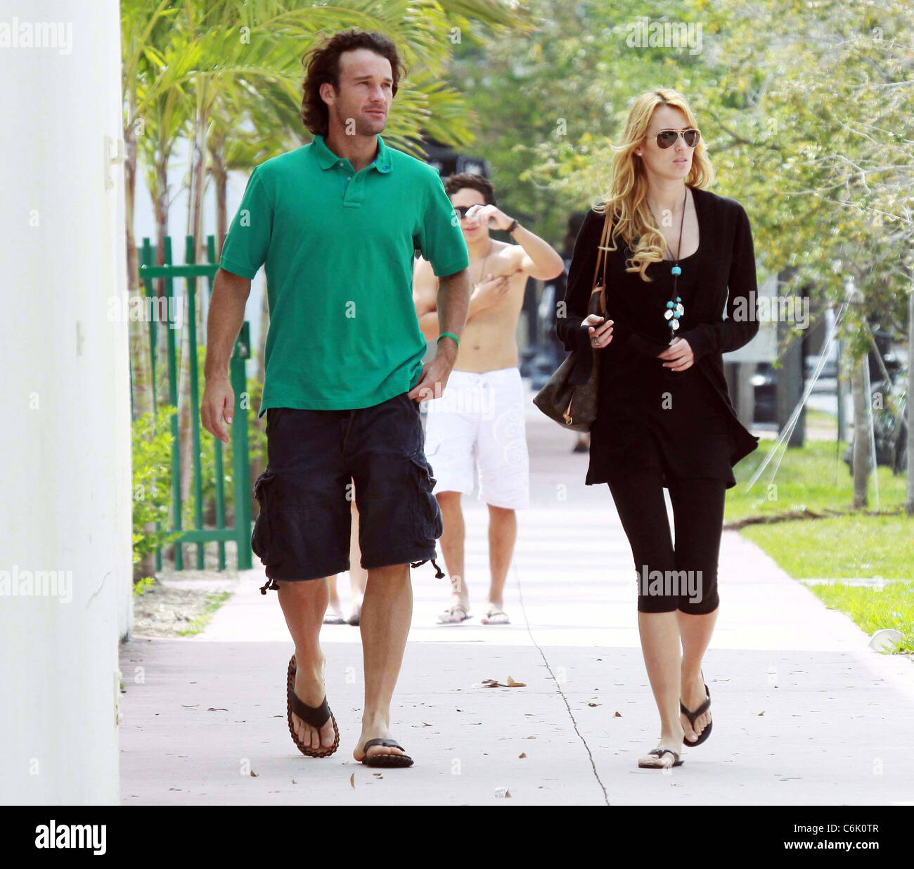 Tennis player Carlos Moya and his pregnant fiancee Carolina Cerezuela ...