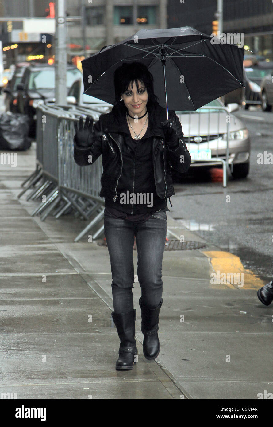 Singer Joan Jett of the Blackhearts outside Ed Sullivan Theatre for the ...