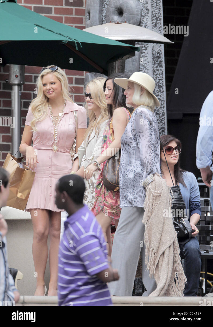 Actor Adam Sandler filming his new movie 'Just Go With It' on Rodeo ...