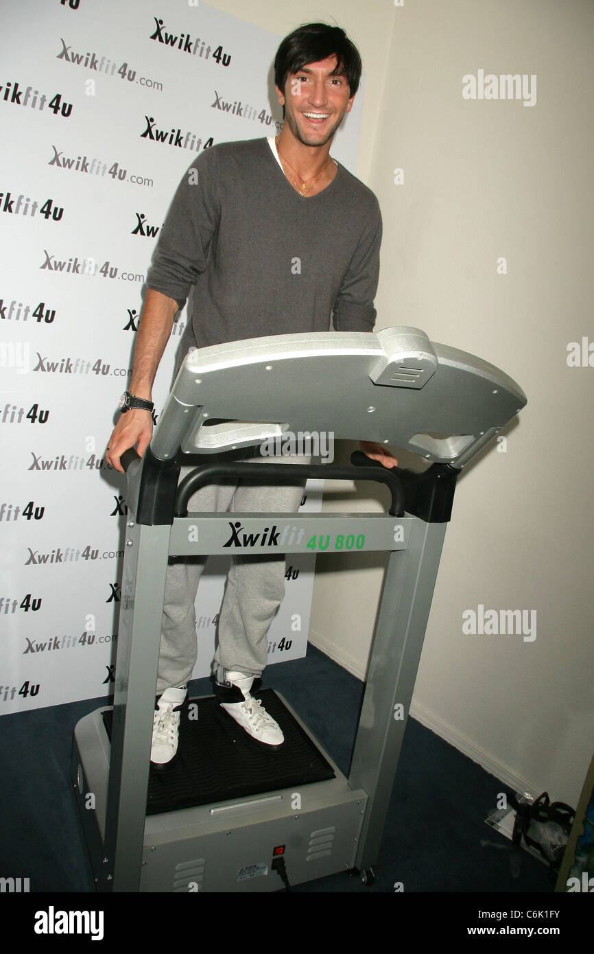 Evan Lysacek Gifting Services Honoring Season 10 Opener of Dancing with ...